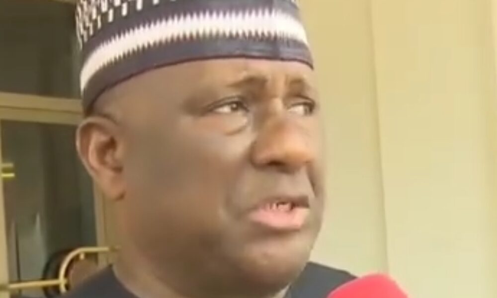 Video: Moment Abdul Samad Rabiu Donated N2B To Rebuild Zaria Central ...