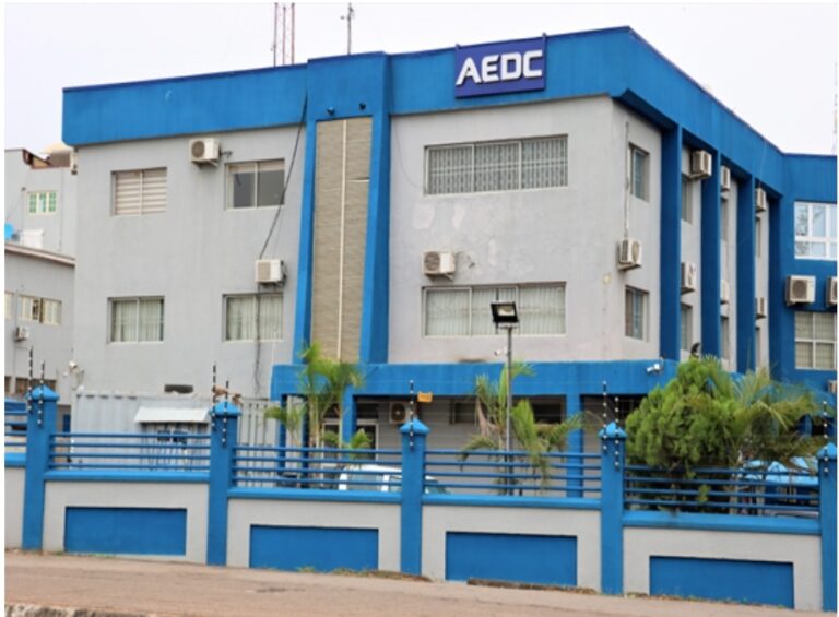 AEDC Brings Relief, Reconnects FCT Water Board To Ease Abuja’s Water ...