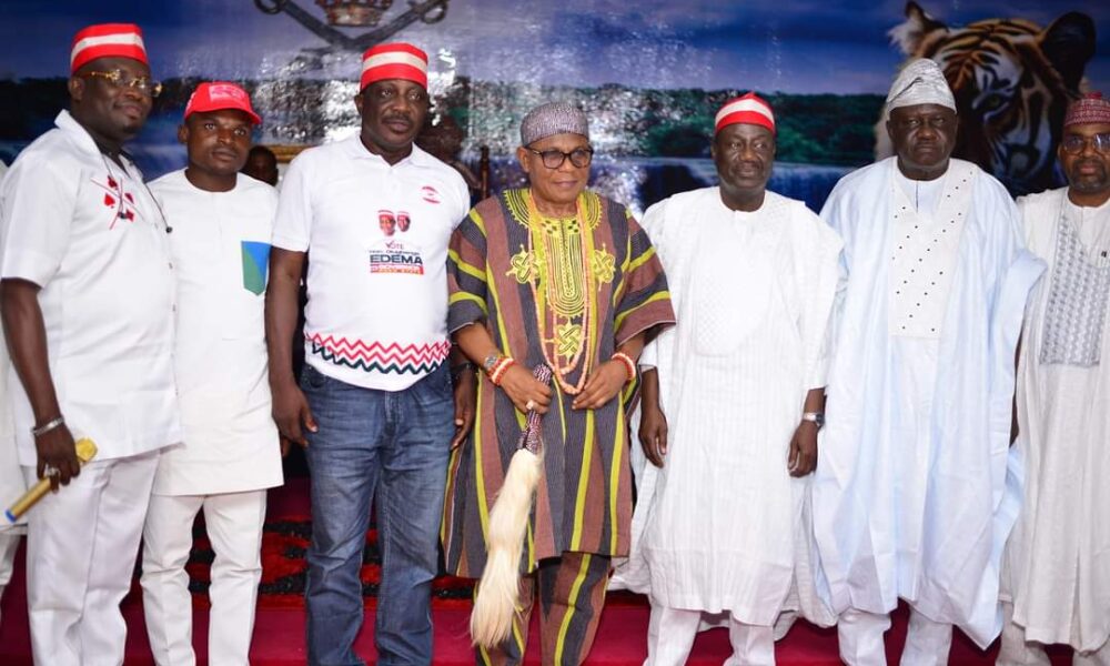 Gbenga Edema Gets Royal Blessings From Deji Of Akure In Ondo Guber ...